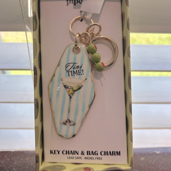 Piper | Accessories | Piper Martini Key Chain With Gold And Green ...